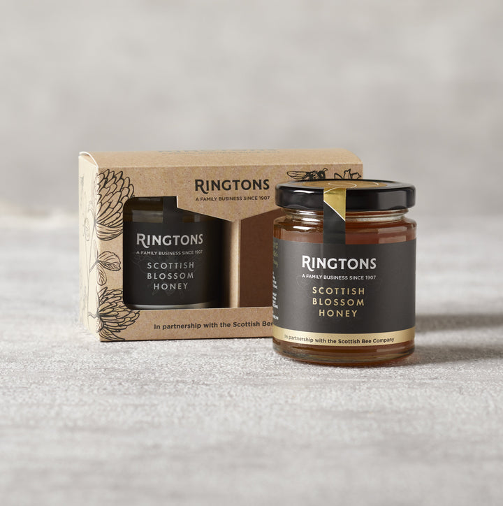 Buy Luxury Biscuits and Cakes Online | Cakes and Biscuits | Ringtons