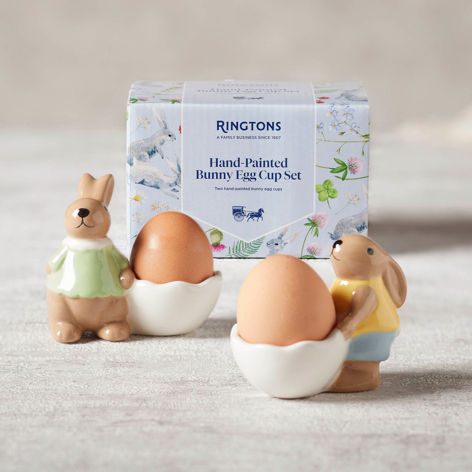 Buy Luxury Biscuits and Cakes Online | Cakes and Biscuits | Ringtons